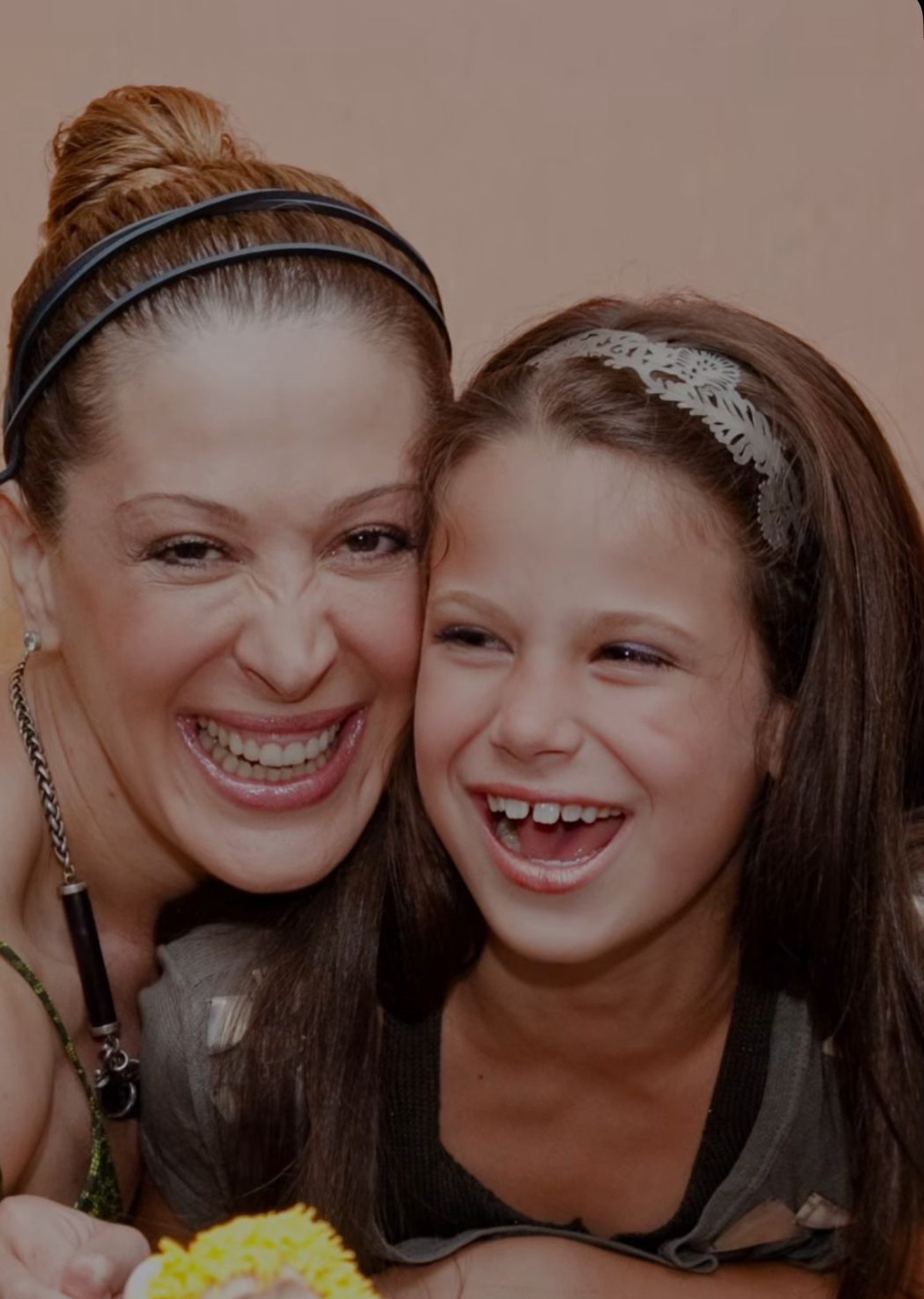 Claudia Raia homenageia sua filha, Sophia, em aniversário de 22 anos