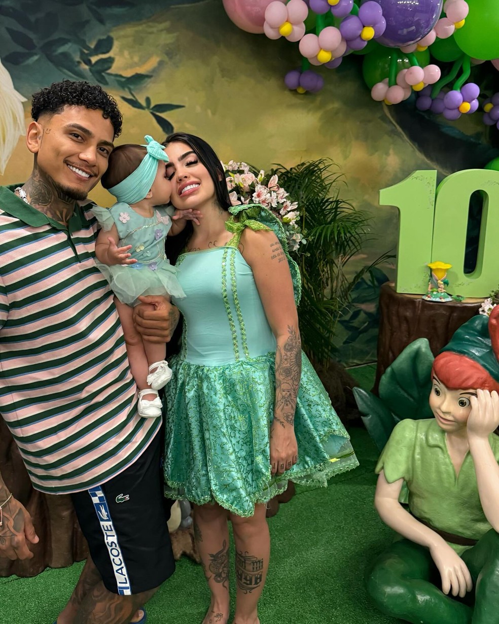 MC Mirella faz festão para celebrar 10 meses da filha, Serena: 'Nosso ...