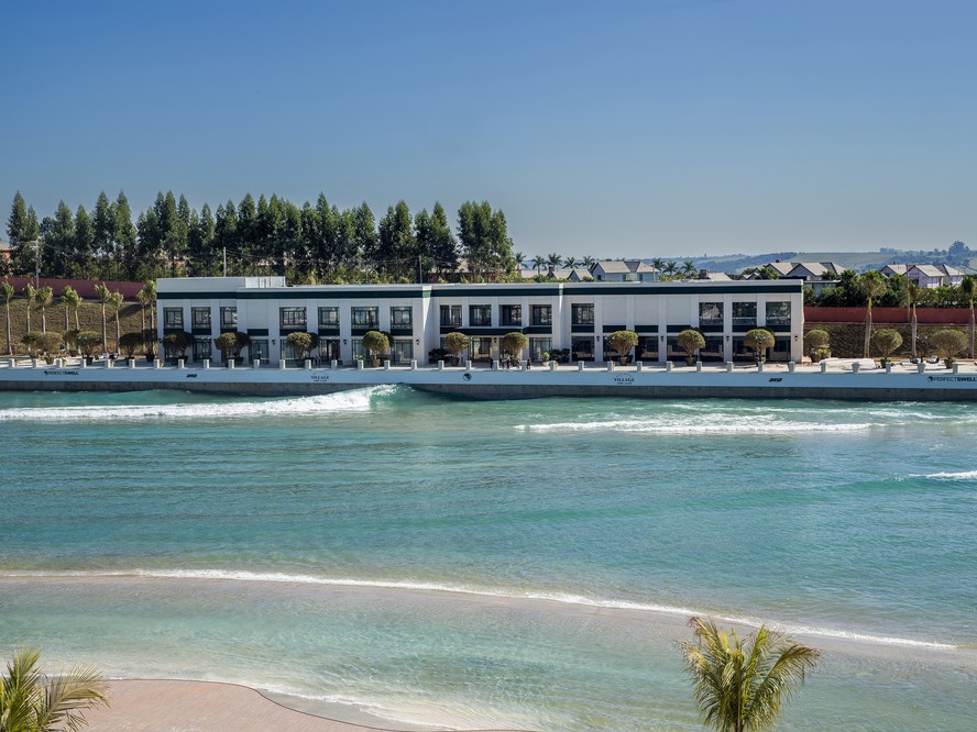 Conheça o club de surf mais luxuoso do país