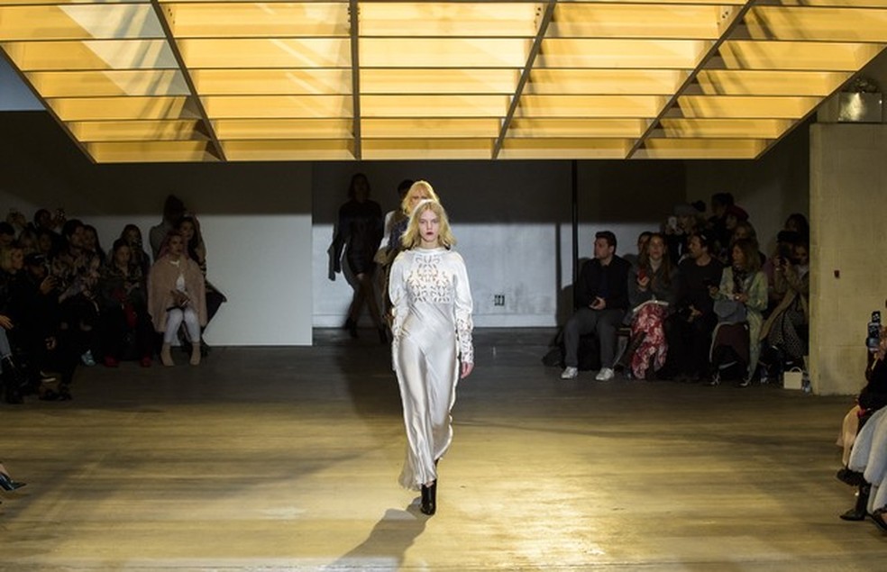 Self Portrait explora versões do xadrez no inverno 2019