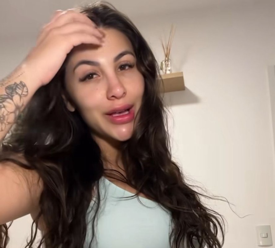 Jheny Santucci exibe barrigão de sete meses: 'Gabriel está crescendo muito rápido'