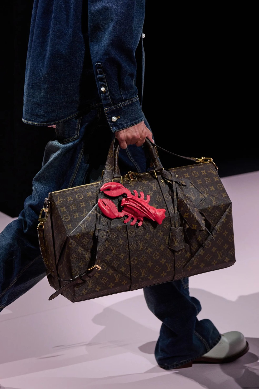 17 bolsas do desfile masculino da Louis Vuitton que queremos já
