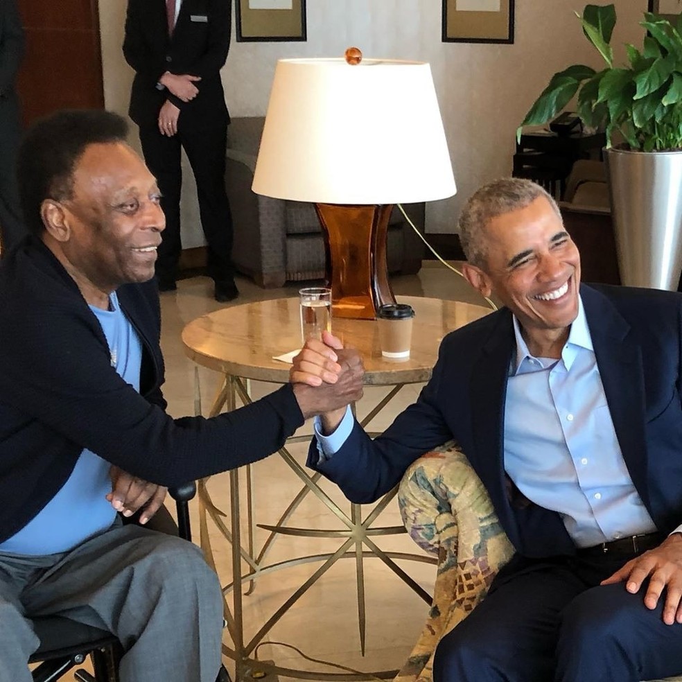 Barack Obama recebe visita de Pelé, em SP