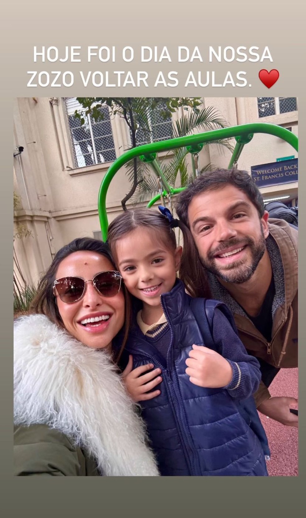 Sabrina Sato posa com Duda Nagle e Zoe para comemorar volta às aulas da ...