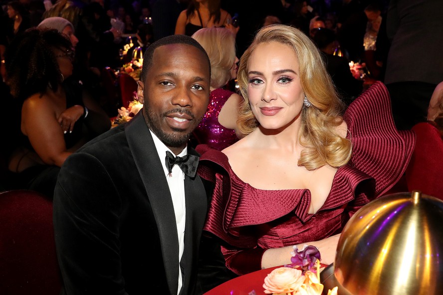 Adele e Rich Paul estão noivos e planejando casamento, diz site