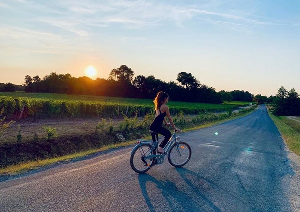 Enzo Celulari e Victoria Grendene celebram dois anos de namoro com ...