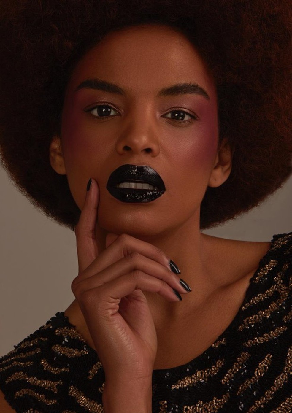 Lucy Ramos: um bate papo sobre representatividade, moda e beleza