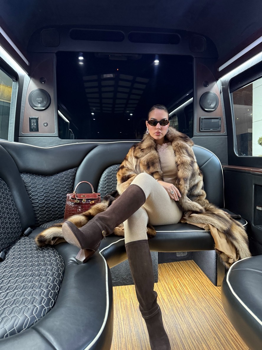 Georgina Rodríguez posa com bolsa de grife rara e mais cara do mundo em ...