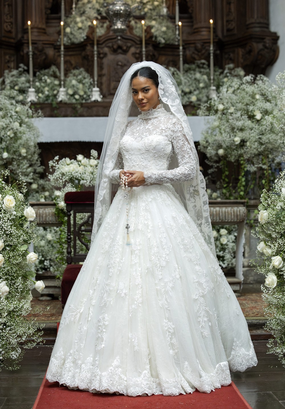 Bella Campos usa 4 vestidos de noiva em 'Vale Tudo' — descobrimos os ...