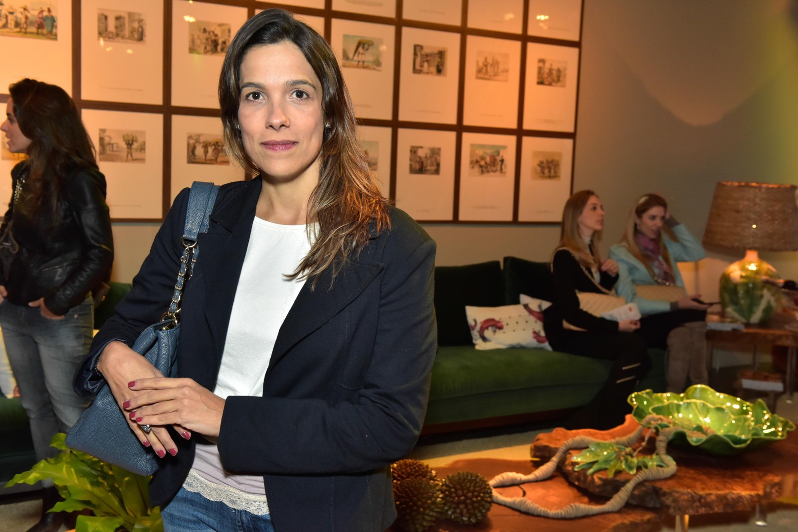 Um giro pelo lounge da Vogue no último dia do SPFW