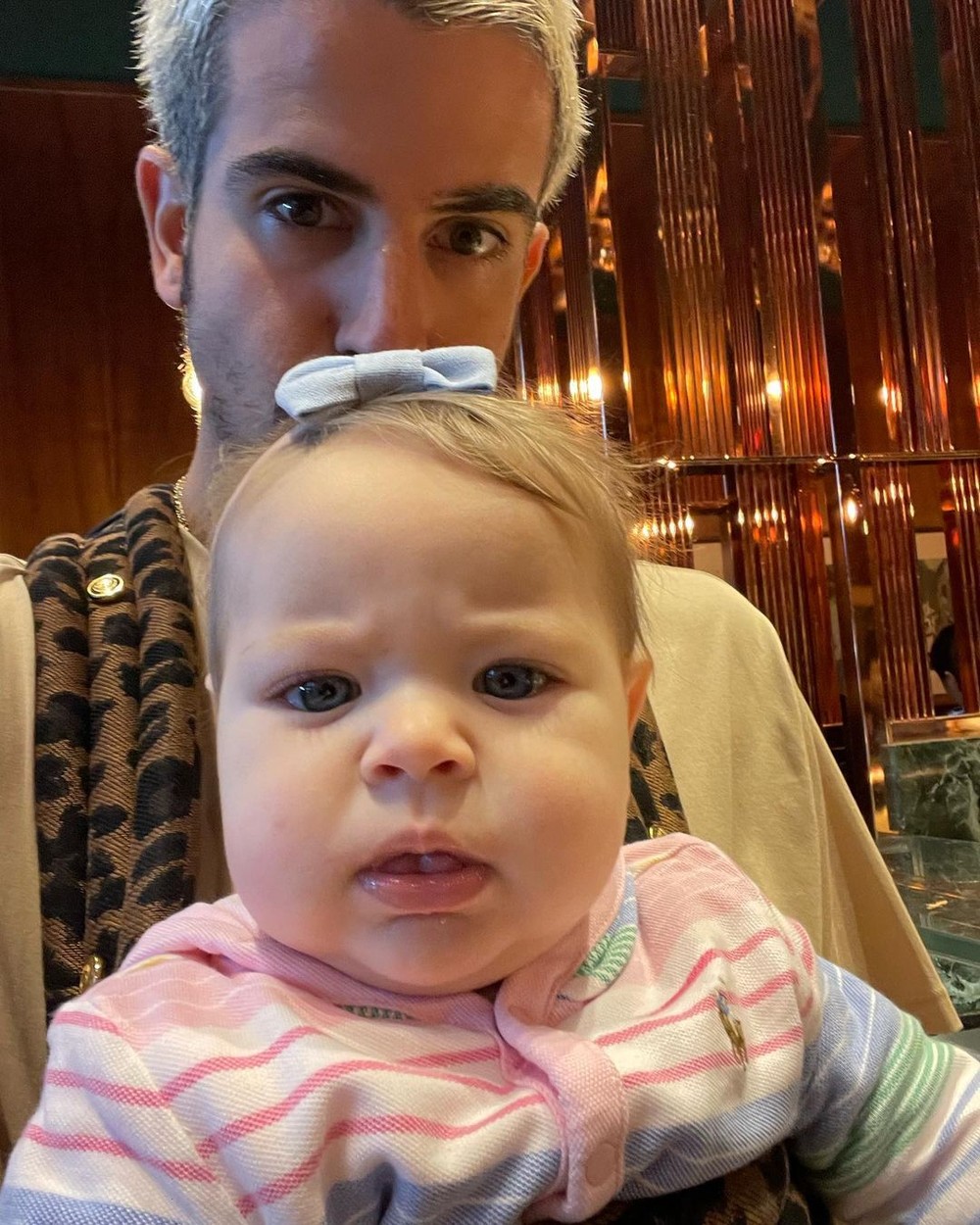 Enzo Celulari exibe cliques inéditos com a irmã caçula, Chiara