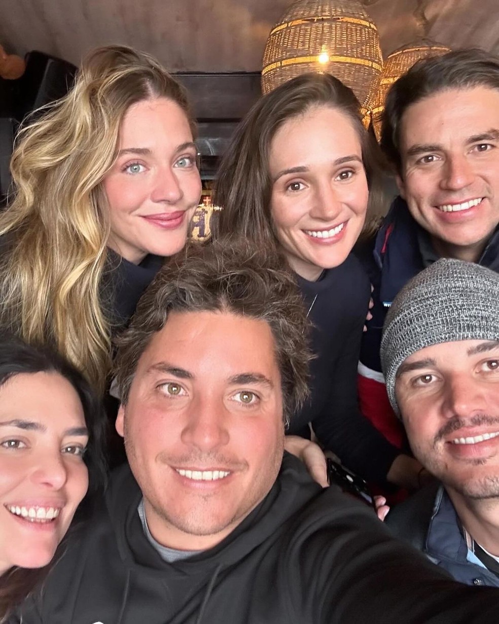 Luma Costa abre álbum de viagem para Courchevel, nos alpes franceses