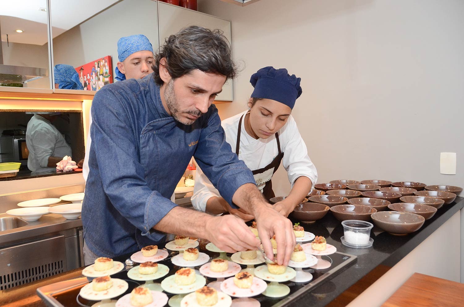 Emar Batalha arma almoço para apresentar a coleção 'Especiarias'