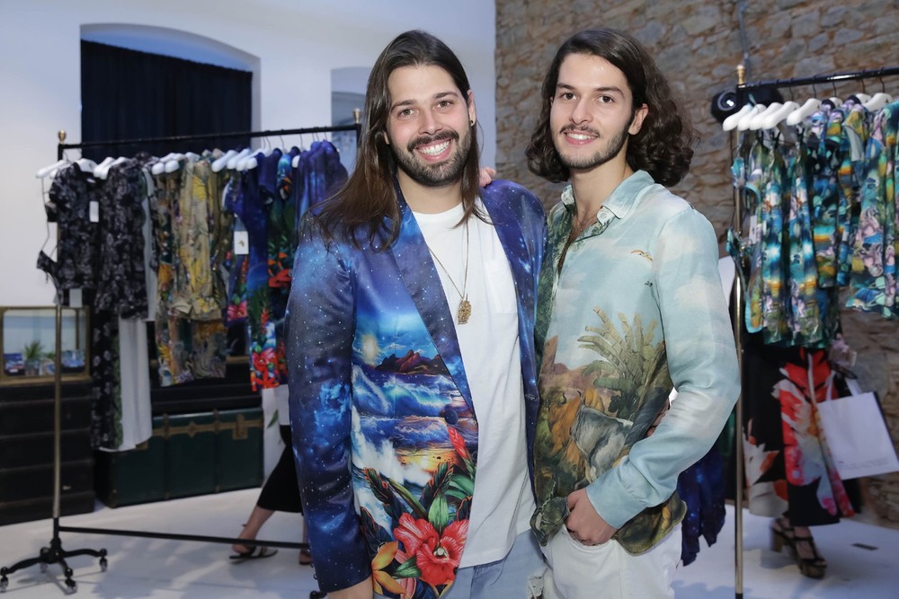 Thomaz Azulay e Patrick Doering armam seu primeiro trunk show