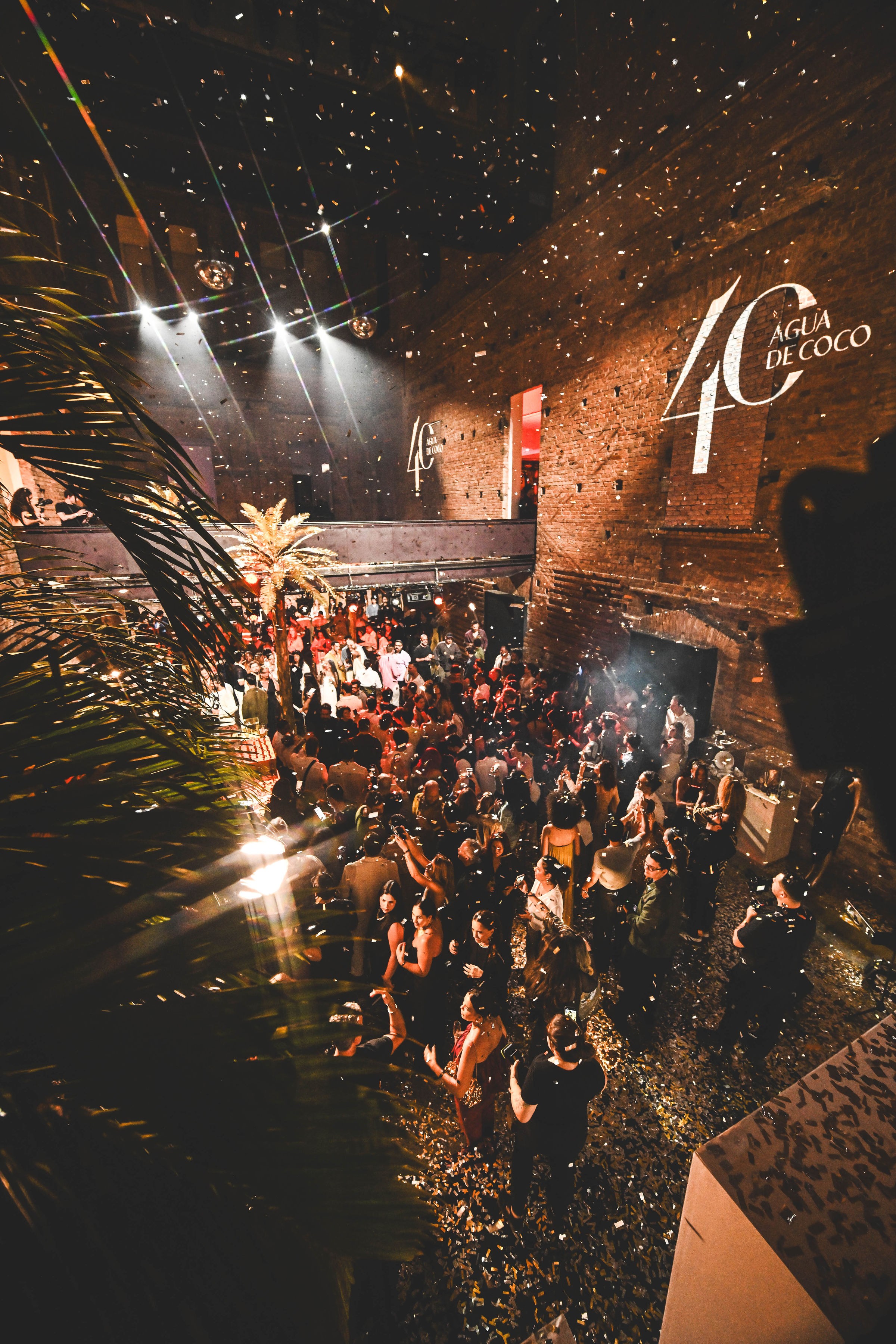 Água de Coco celebra 40º aniversário com coleção especial e divulga ...