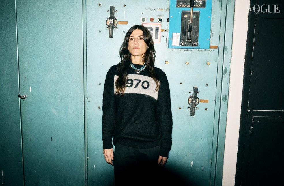 Como Bella Freud levou a moda ao divã em podcast-hit