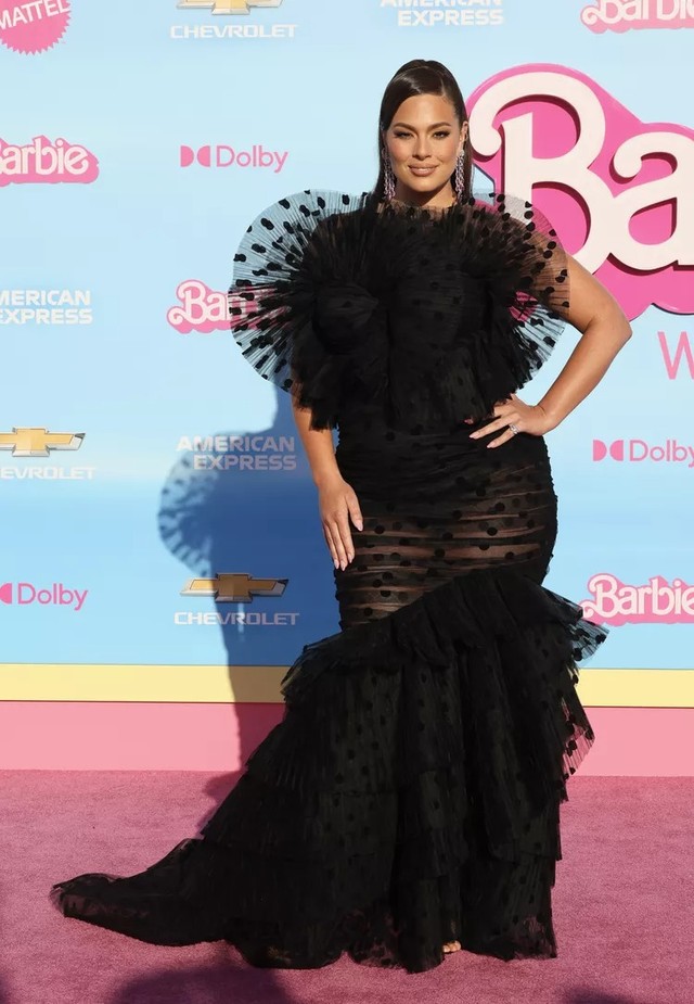 12 vezes em que Ashley Graham nos inspirou com seu estilo único