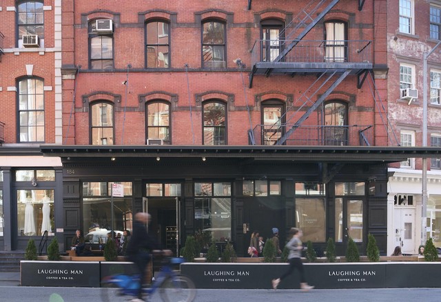 Renda extra: famosos apostam no ramo da hospitalidade com cafés, bares ...