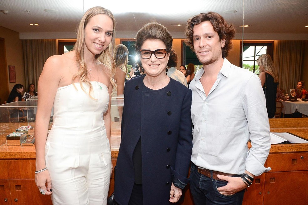 Luciana Salem celebra parceria com Raphael Falci