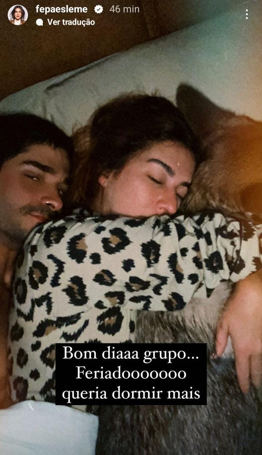 Fernanda Paes Leme mostra chamego com o noivo, Victor Sampaio