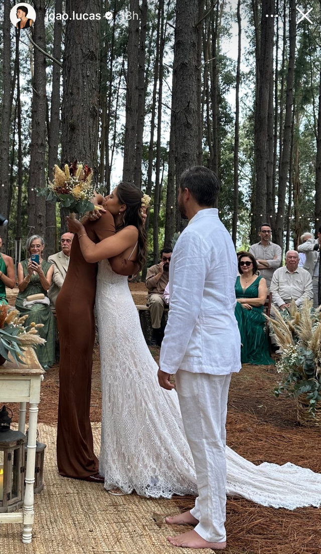 Bruna Marquezine, Sasha, Fe Rodrigues e Paulinho Vilhena se reúnem em ...